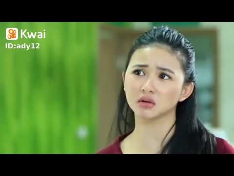 Artis cantik menggoda