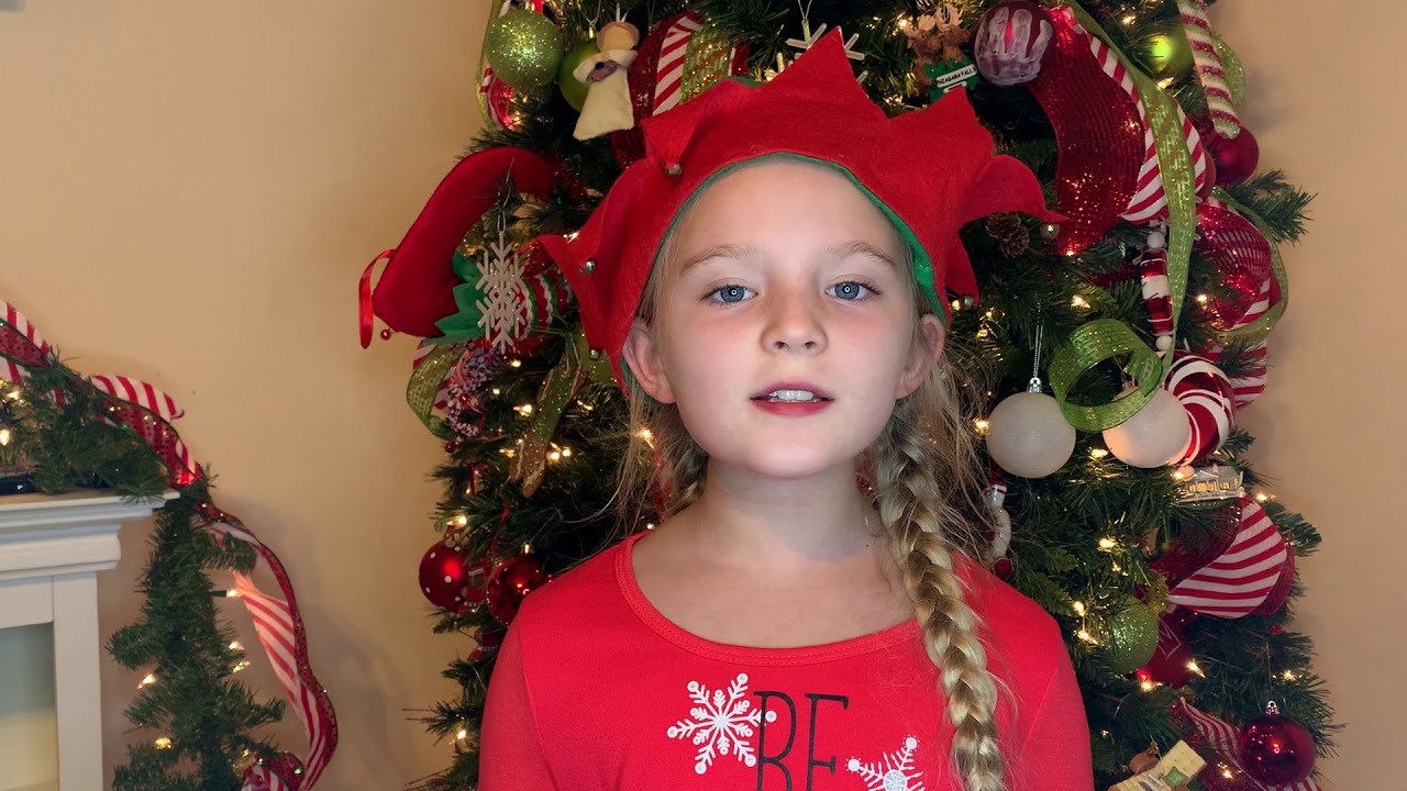 Hannah Sings 'Jingle Bells' - YouTube