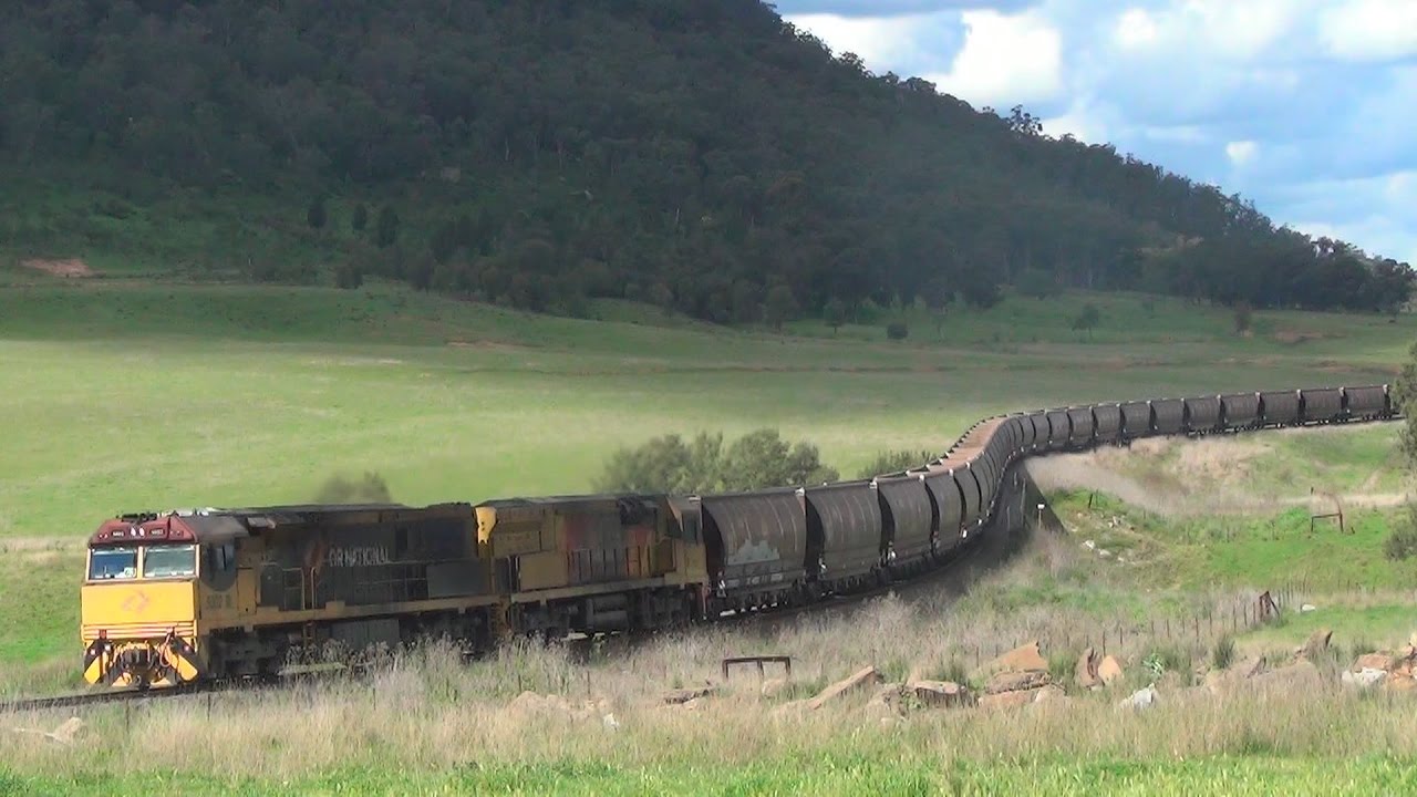 Hunter Valley Freight Trains on the Ulan line - September 2016 - YouTube