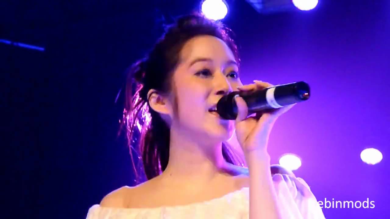 Evonne Hsu part02 我要輕輕為你唱首歌 - 2010 APAHM Seattle - YouTube
