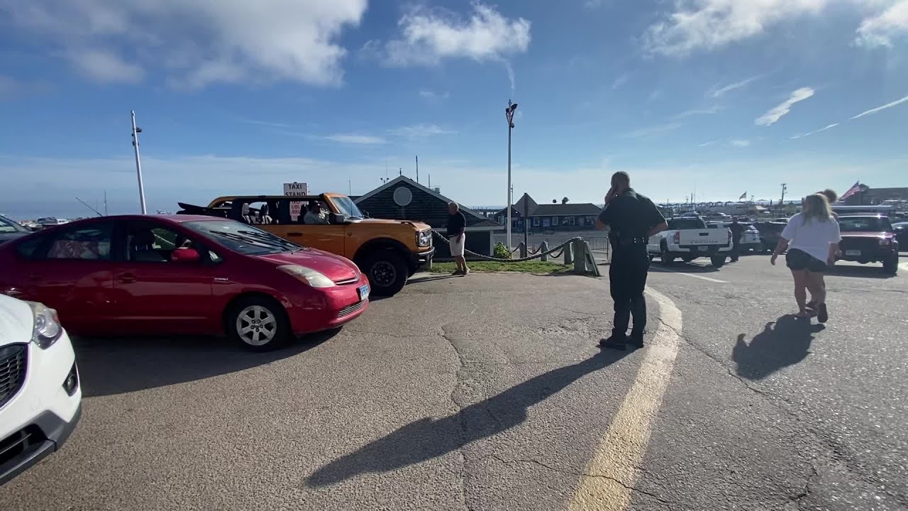 Video Now: Cars lined up to leave Block Island - YouTube