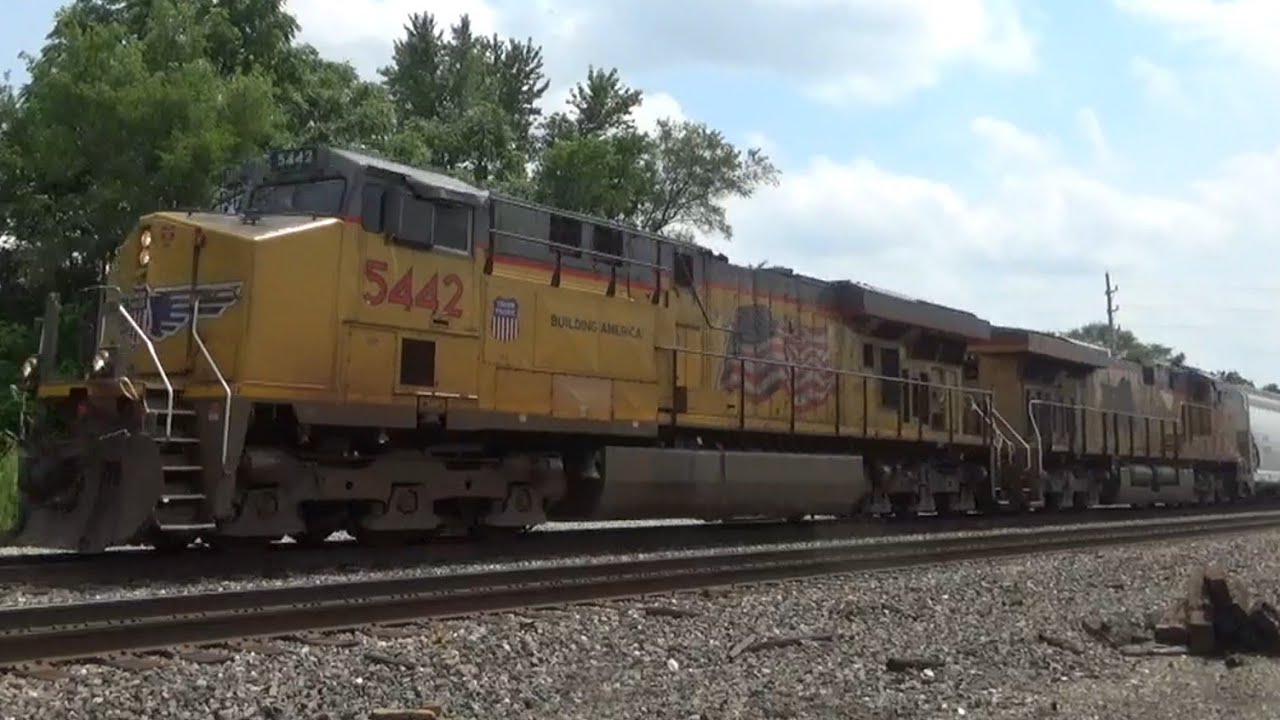 UP 5442 Eastbound Terre Haute, IN - YouTube