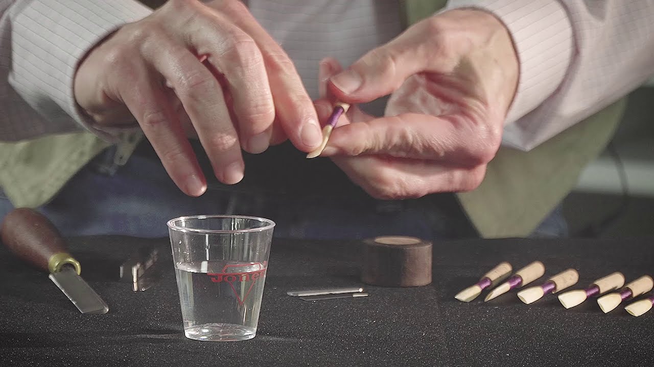 How to Fix a Flat Oboe Reed - YouTube
