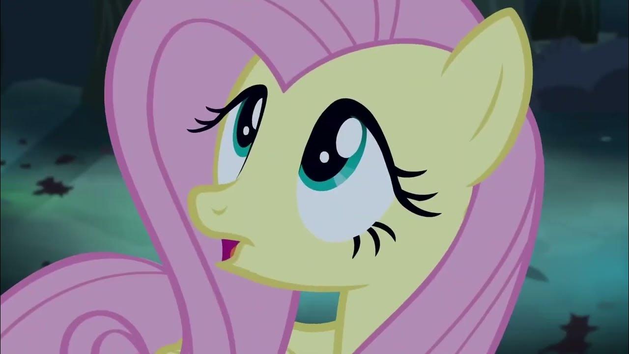 Fluttershy - (Turning into Flutterbat) That apple… it looks… so juicy ...