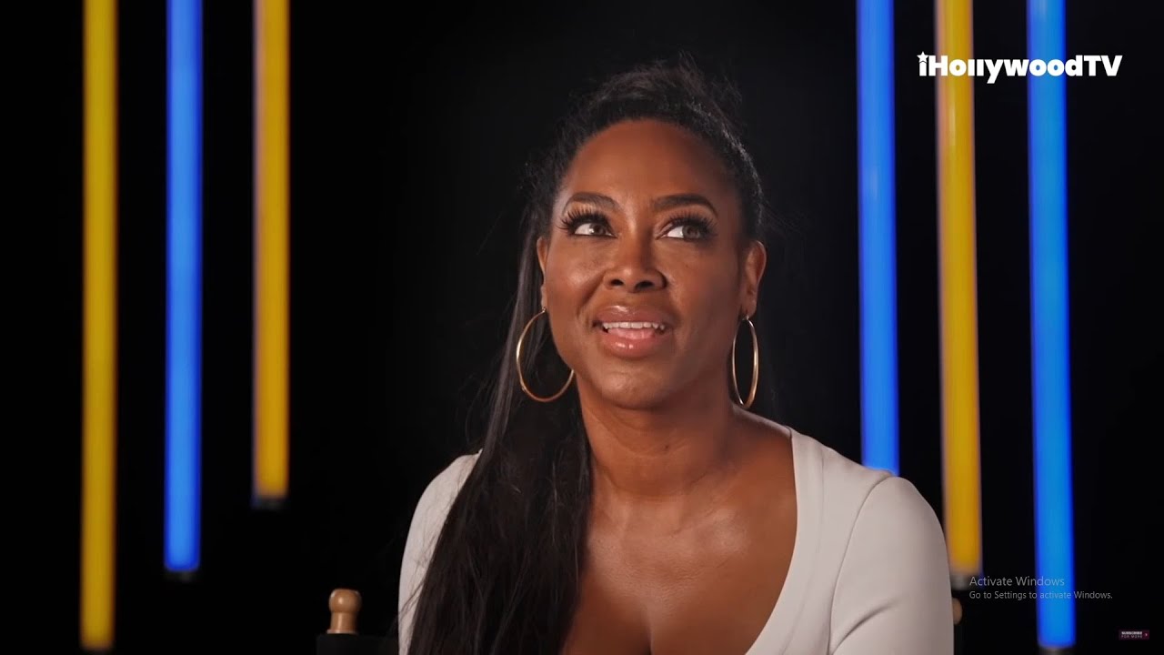 Kenya Moore goes Live on IG and share's what's going on in her Life ...