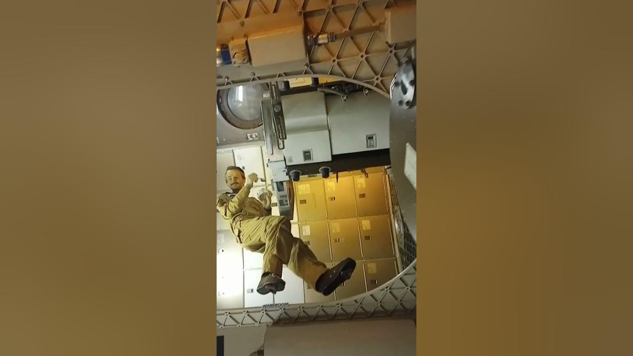 NASA Space Center Houston,ZERO GRAVITY room - YouTube
