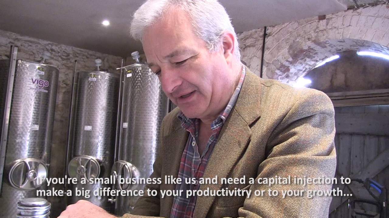 Wellhayes Vineyard owner Simon Routh - YouTube