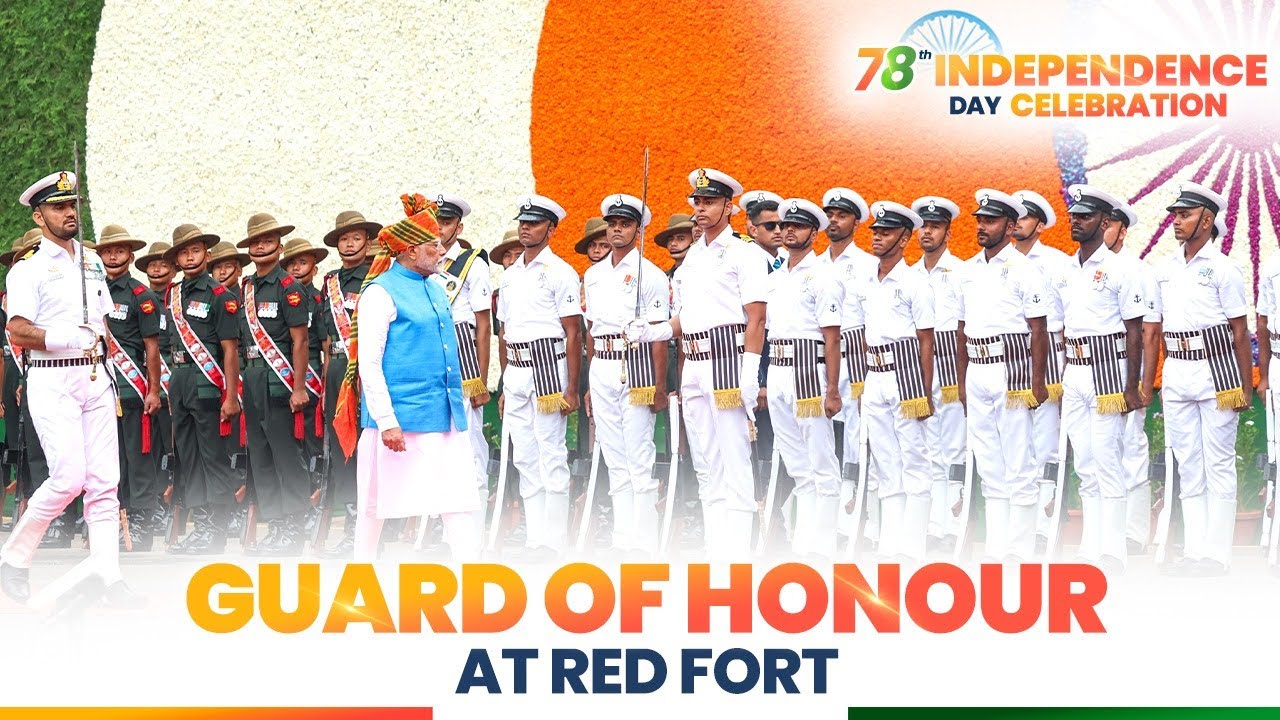 PM Modi inspects the Guard of Honour at Red Fort on 78th Independence ...