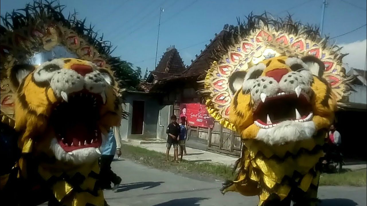 Kirab Barongan Kembar Singo Makaryo Live Kedungori, Dempet - Demak ...