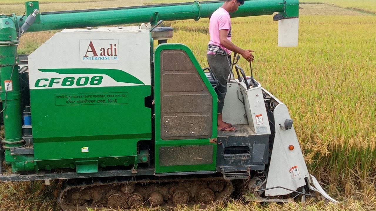 ধান কেটে মাড়াই করে পৌছে দিবে মেশিন।New Japan Harvester Machine ...