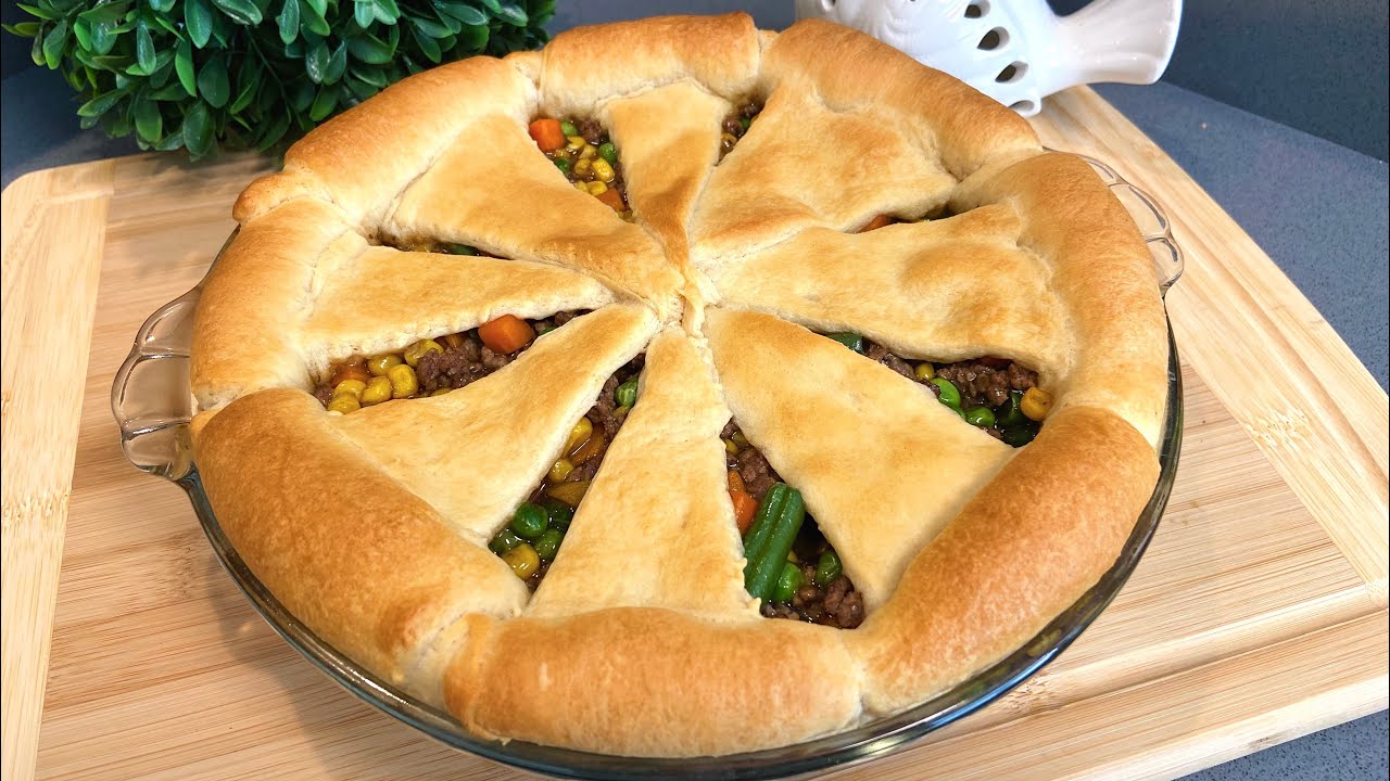 Ground Beef CRESCENT ROLL POT PIE: Easy Delicious Recipe - YouTube