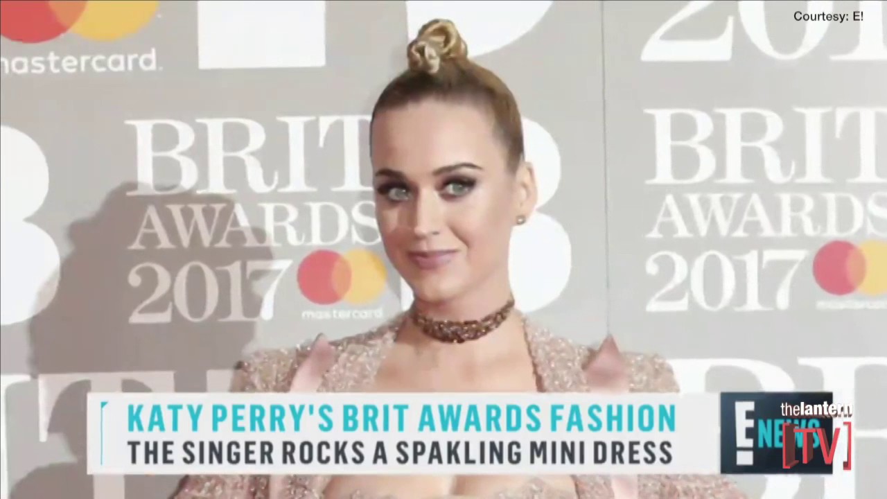 What's The Buzz: Wendy's savage Tweets and Katy Perry gets upstaged ...