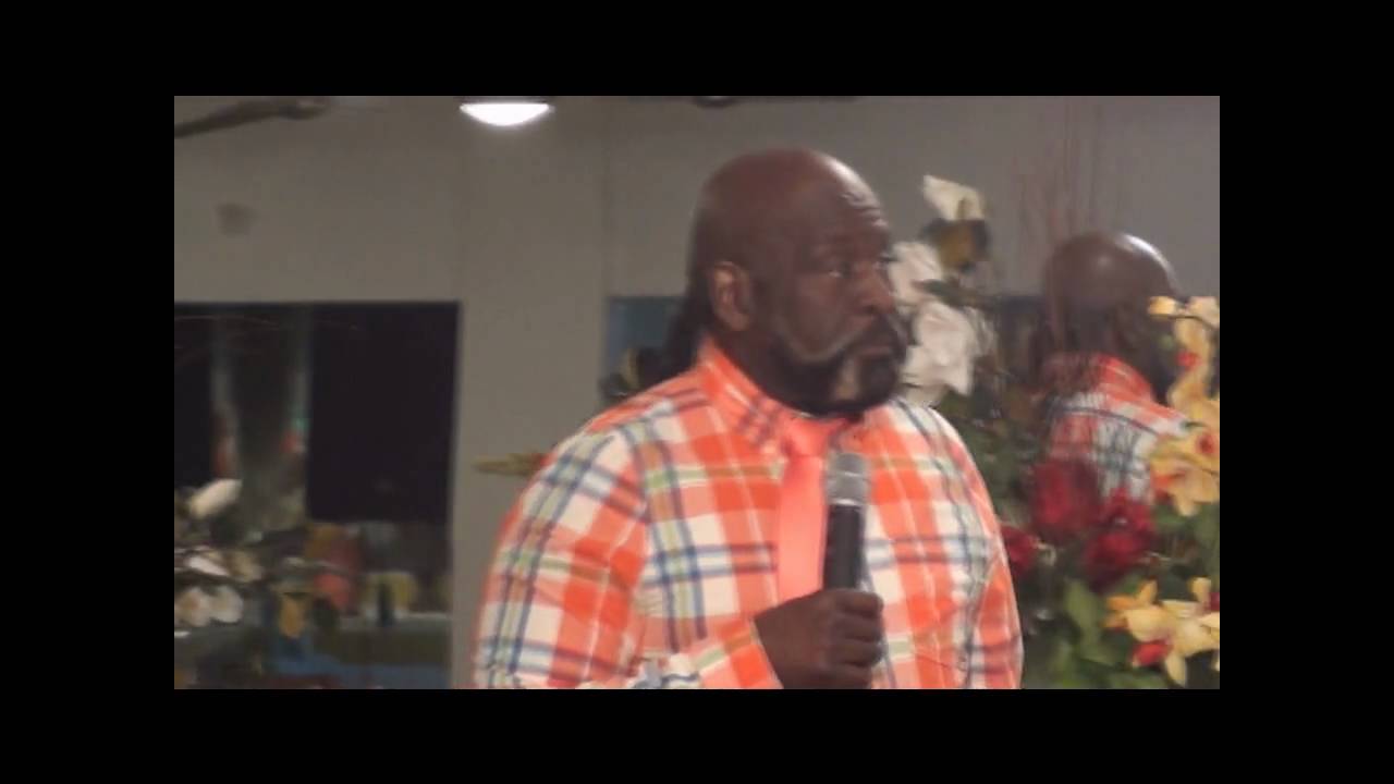 Apostle.T.G.Thompson in "God Can Do Anything If You Just Believe" - YouTube
