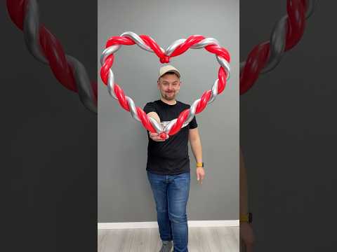 Making a heart out of balloons ❤️