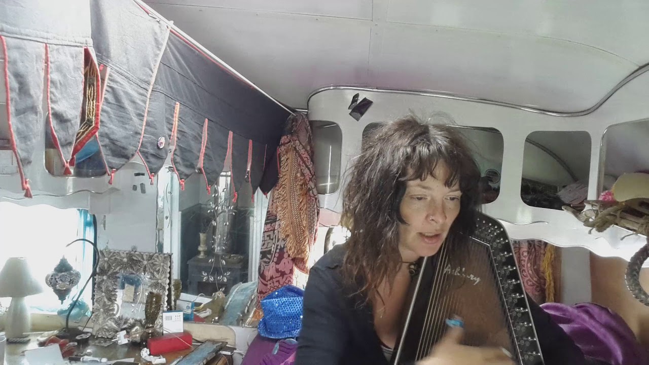 Anne Bredon - Babe I'm gonna leave you cover - YouTube