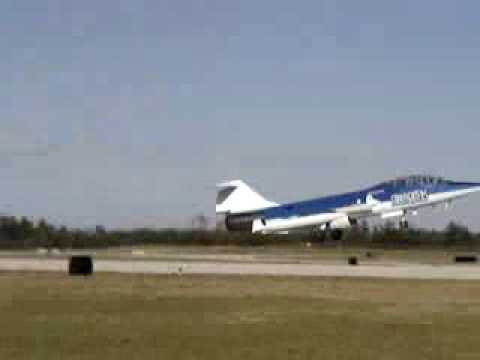 F-104 Takeoff - YouTube