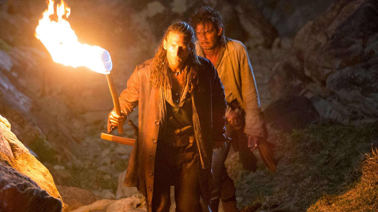 Black Sails: Zach McGowan & Toby Schmitz on Season 2 - NYCC 2014 - YouTube