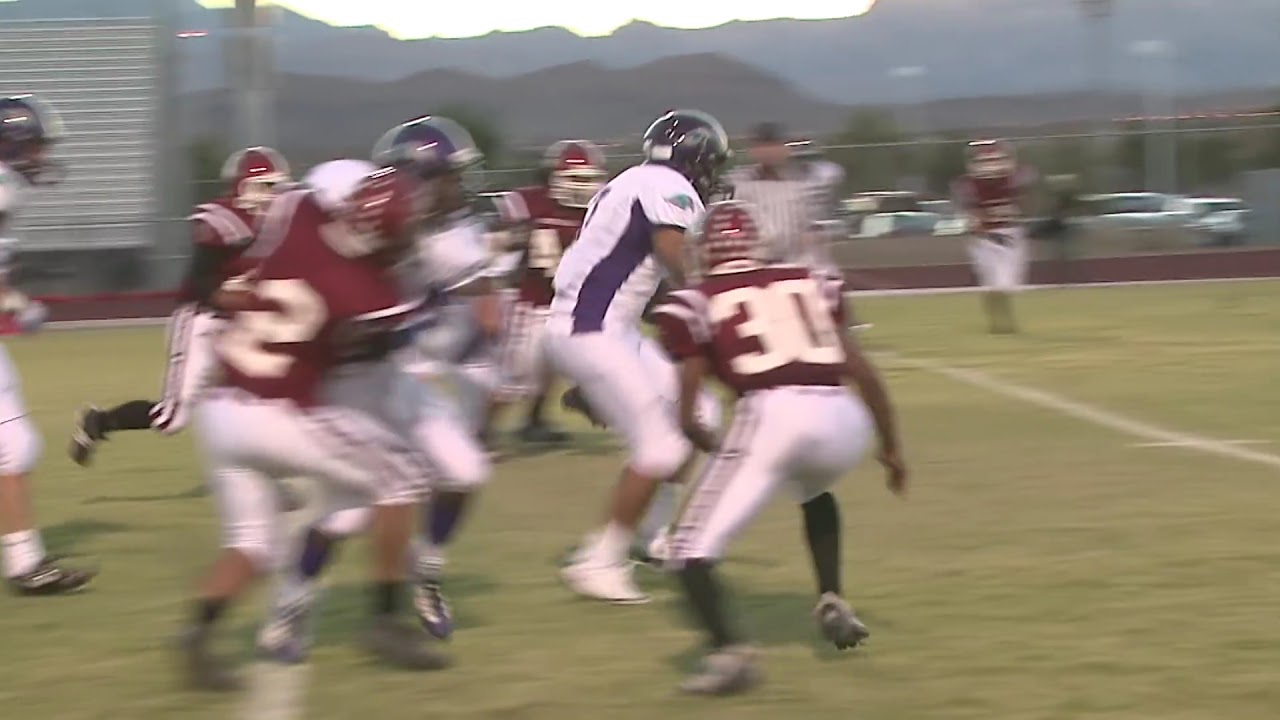 RUNNING BACK RUNS OVER TACKLER - YouTube