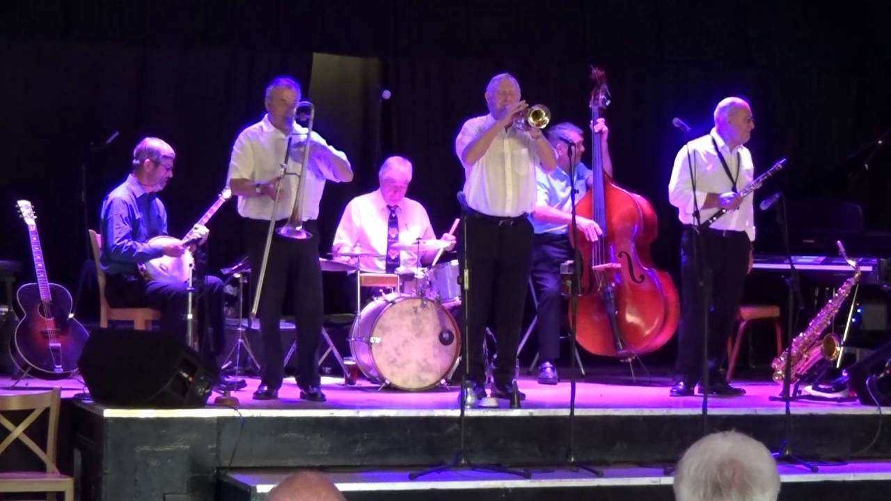 GAMBIT JAZZMEN AT GUNTON HALL SEPTEMBER 2016 - YouTube