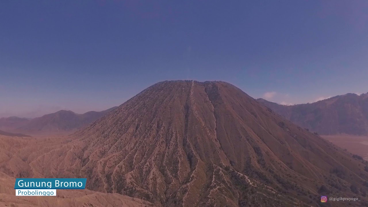 Wonderful East Java (AERIAL VIDEO) - Indonesia Pusaka - YouTube