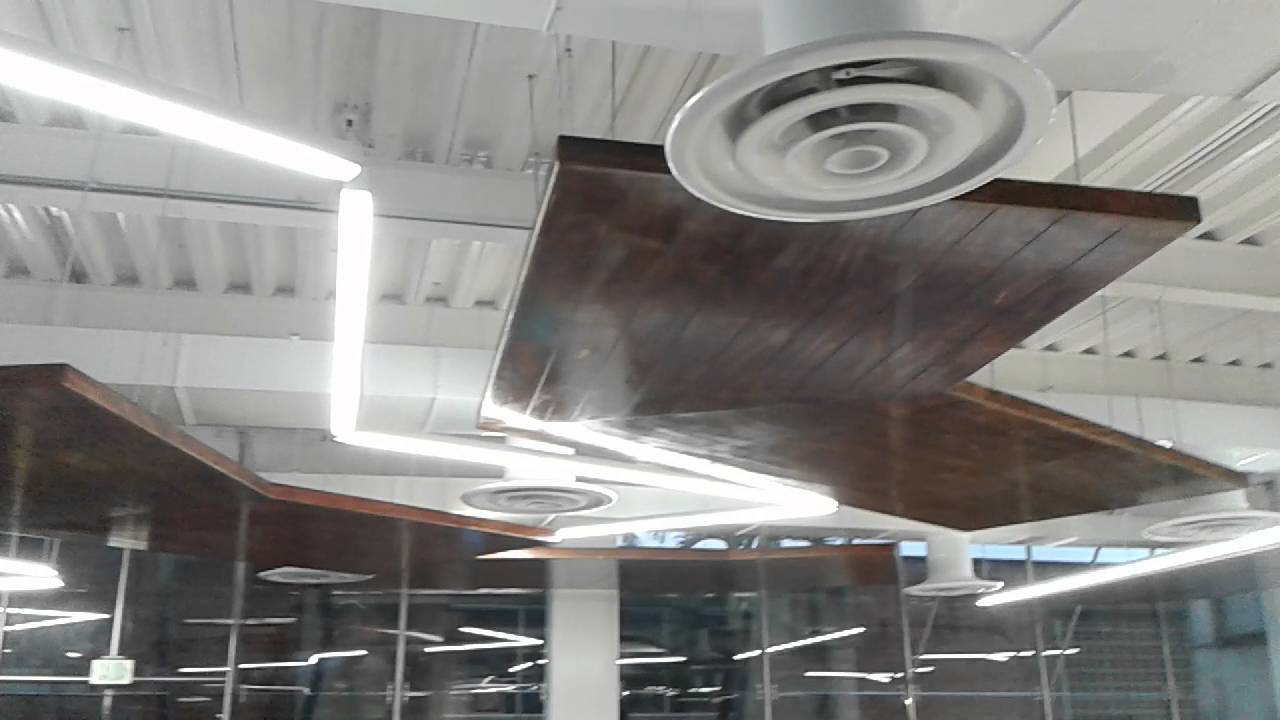 Cielo falso descolgado en madera - YouTube