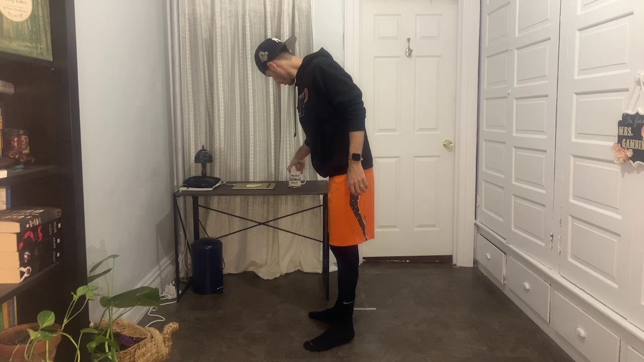 Single-Leg Hinge and Reach (toe touch assisted) - YouTube