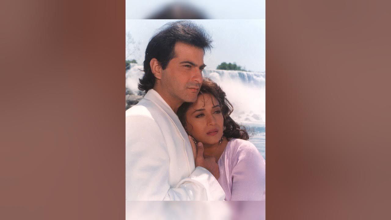 Nazrein Mili Dil Dhadka | Raja Songs | Madhuri Dixit | Sanjay Kapoor | Udit Narayan | Alka ...