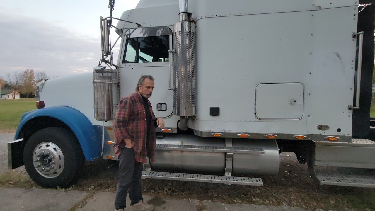 OUR "NEW TO US" 2002 FREIGHTLINER CLASSIC MAKES IT HOME SAFELY FROM ...