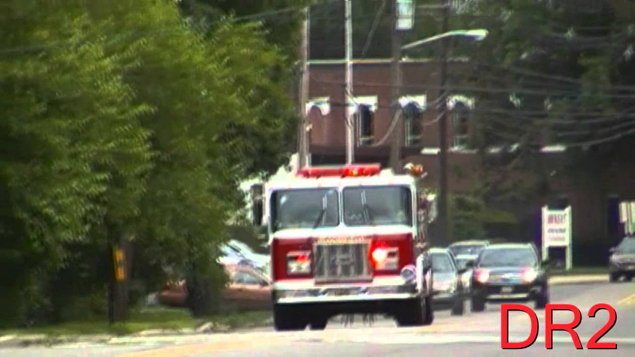 Bloomfield Fire Department Engine 7 Responding 7-2-13 - YouTube