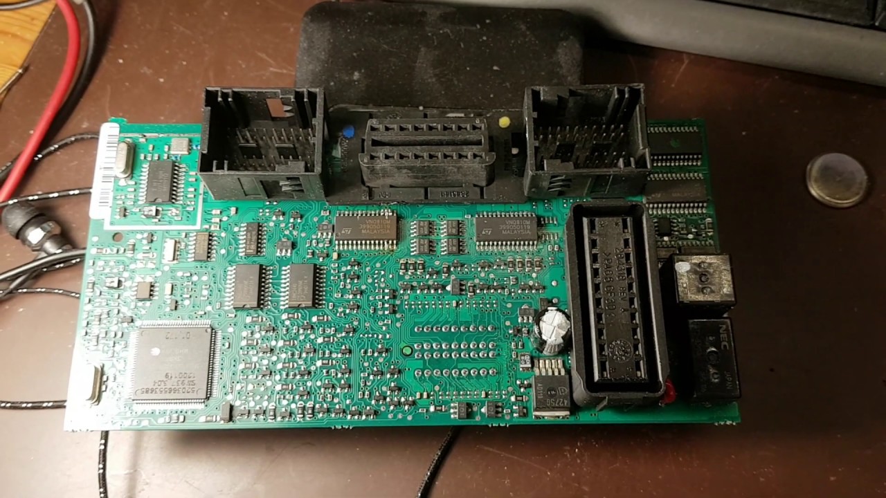 Alfa 147 body computer temporary fix - YouTube