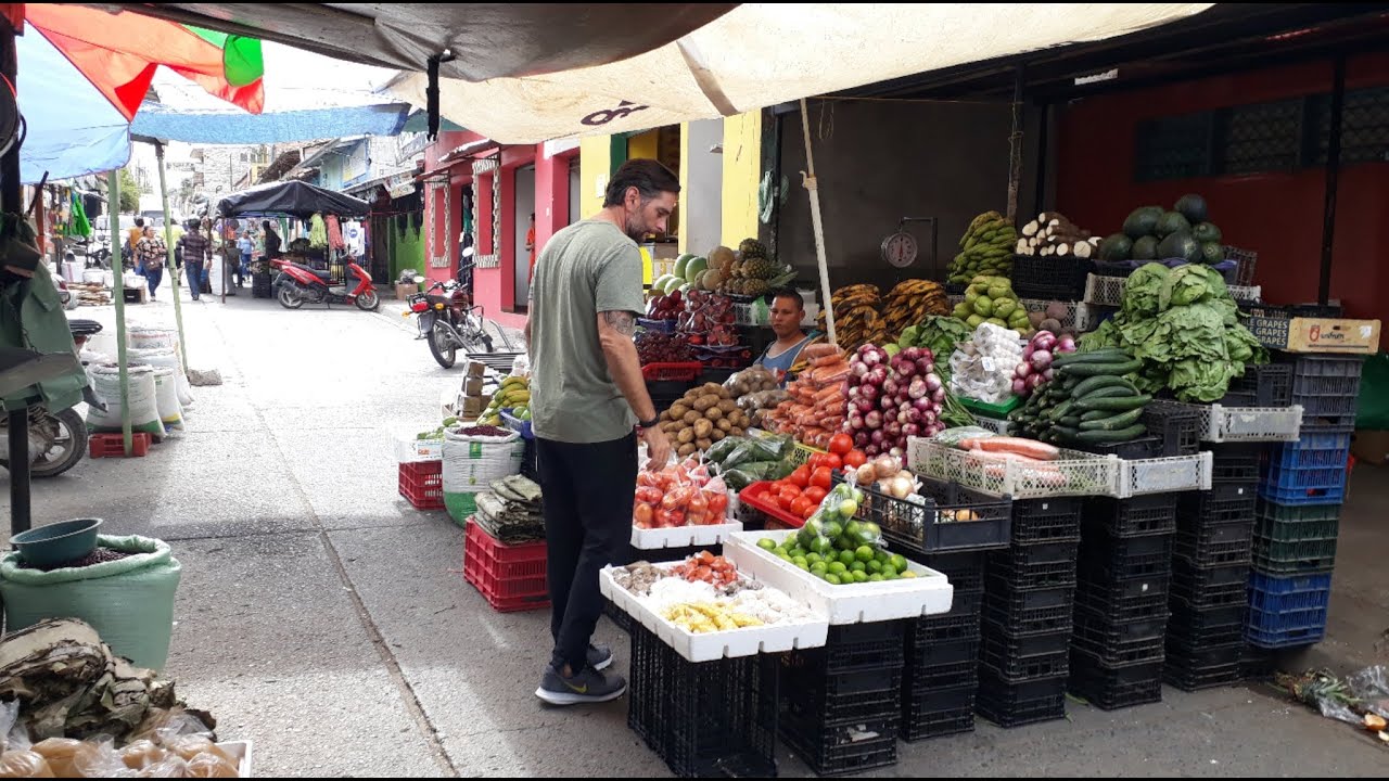 Inside of La Paz, Honduras Market - YouTube