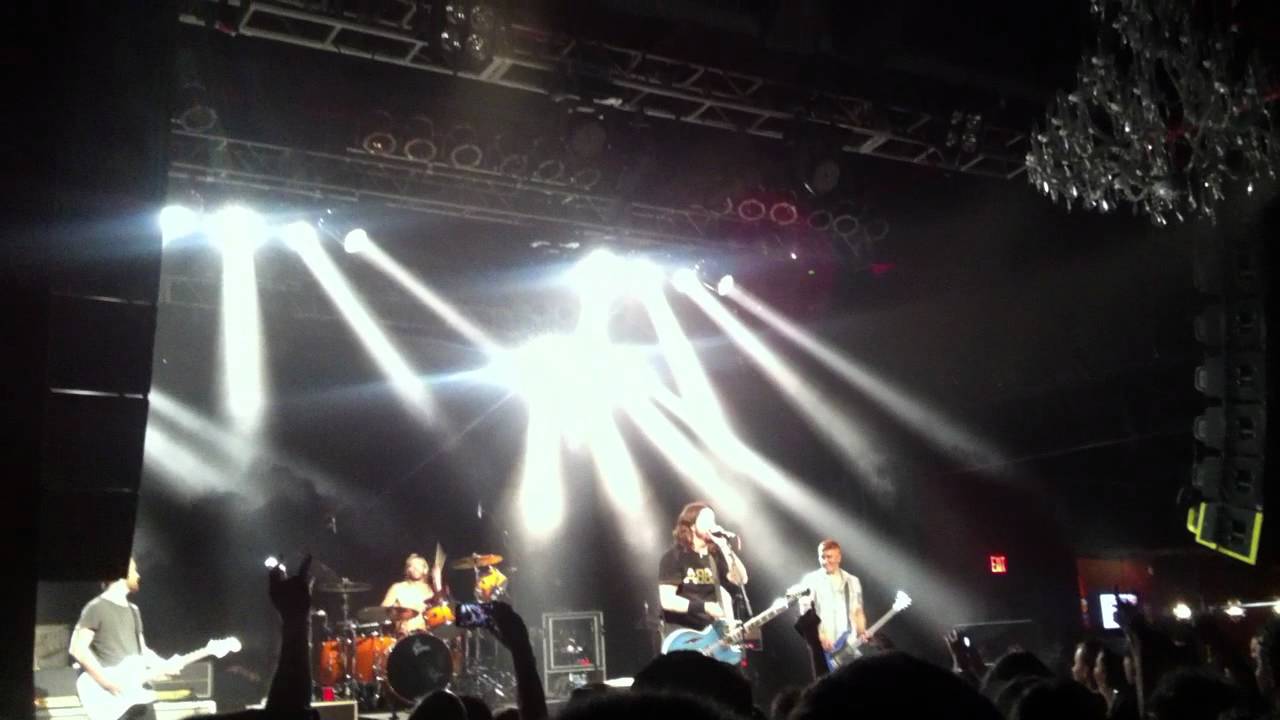 Foo Fighters - JET & Young Man Blues The Fillmore 09.05.12 Rock The ...