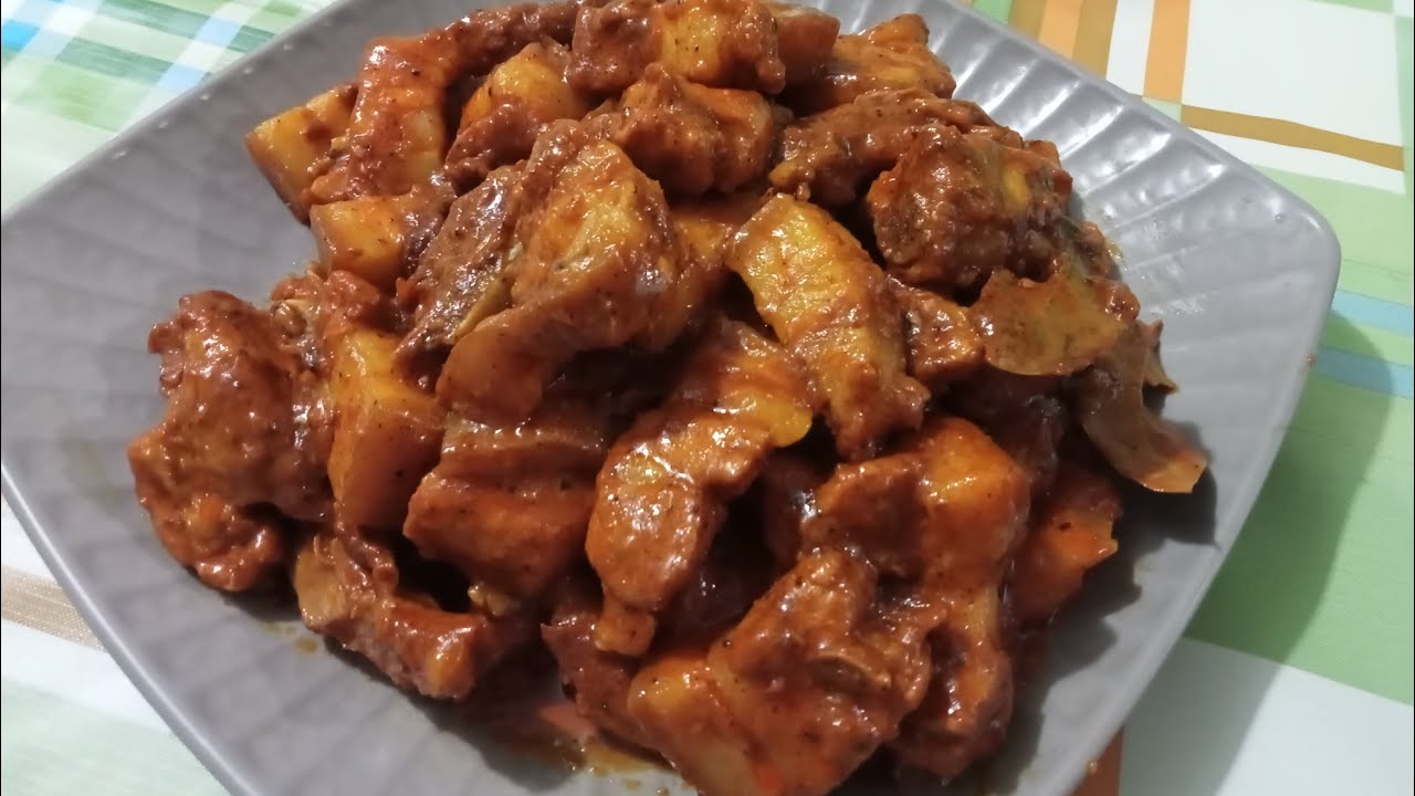 Sinaunang pangluto sa Adobong baboy, Manong kusinero - YouTube