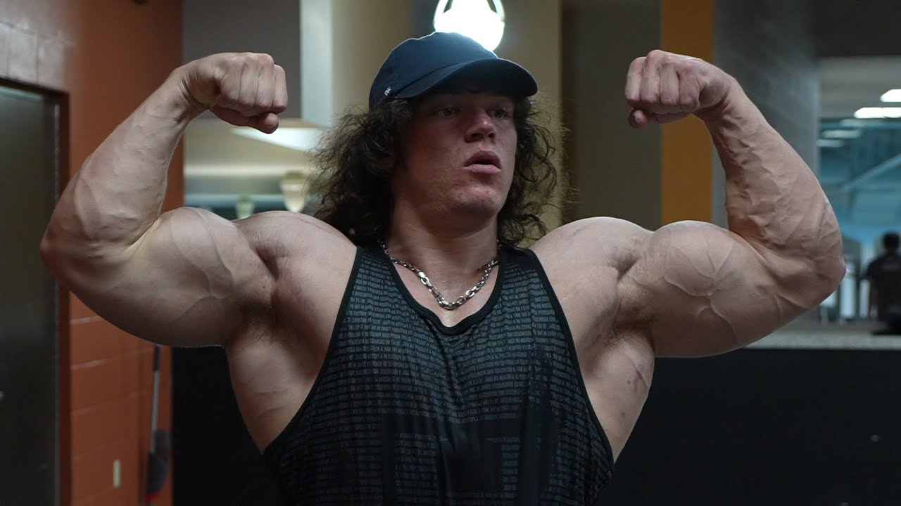Winter Bulk Day 22 - Arms - YouTube
