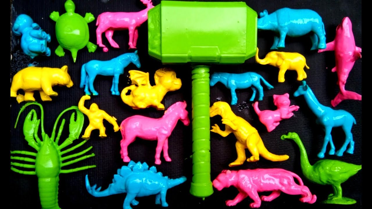 Membersihkan hewan gajah, angsa, kuda, lobster, macan, panda, keledai ...