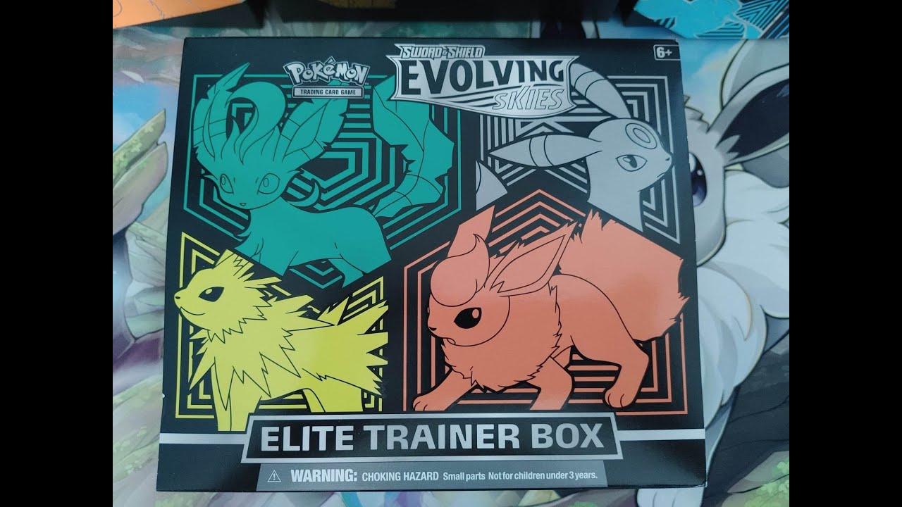 Ouverture d'une elite trainer box evolving skies - YouTube