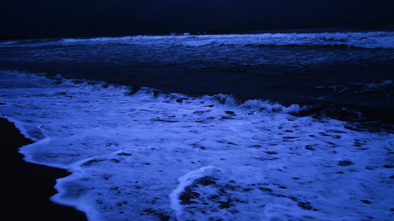 FALL ASLEEP EASILY WHEN LISTENING TO THE SOUND OF OCEAN WAVES 🌊 HEAVY ...