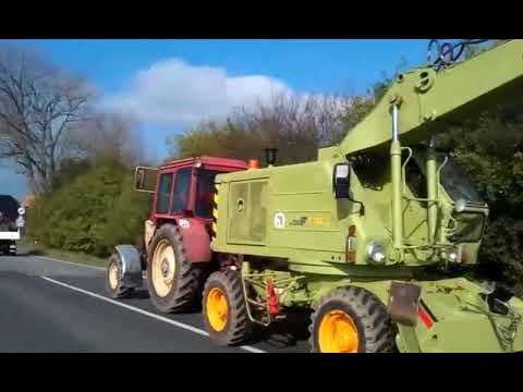 Belarus MTS 82 schleppt T174 Bagger Fortschritt, IFA Multicar M25 - YouTube