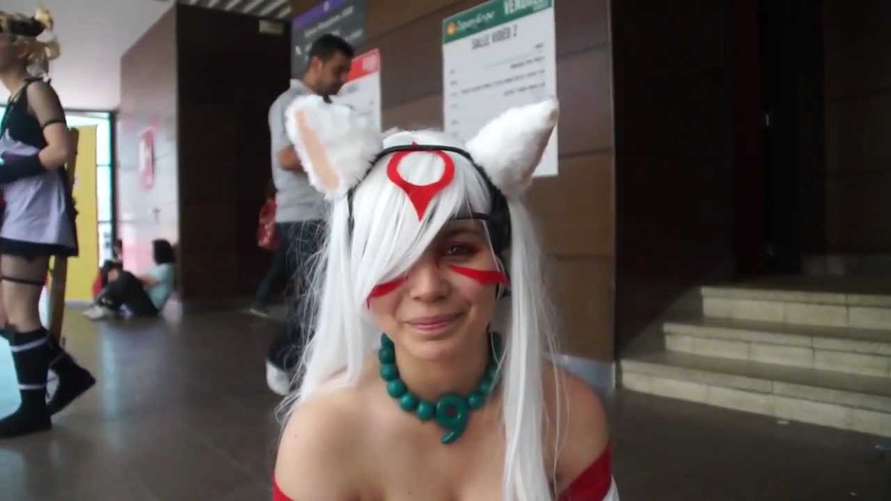 [Necomimi x Cosplay] Amaterasu ~ OKAMI [Japan expo 2012] - YouTube