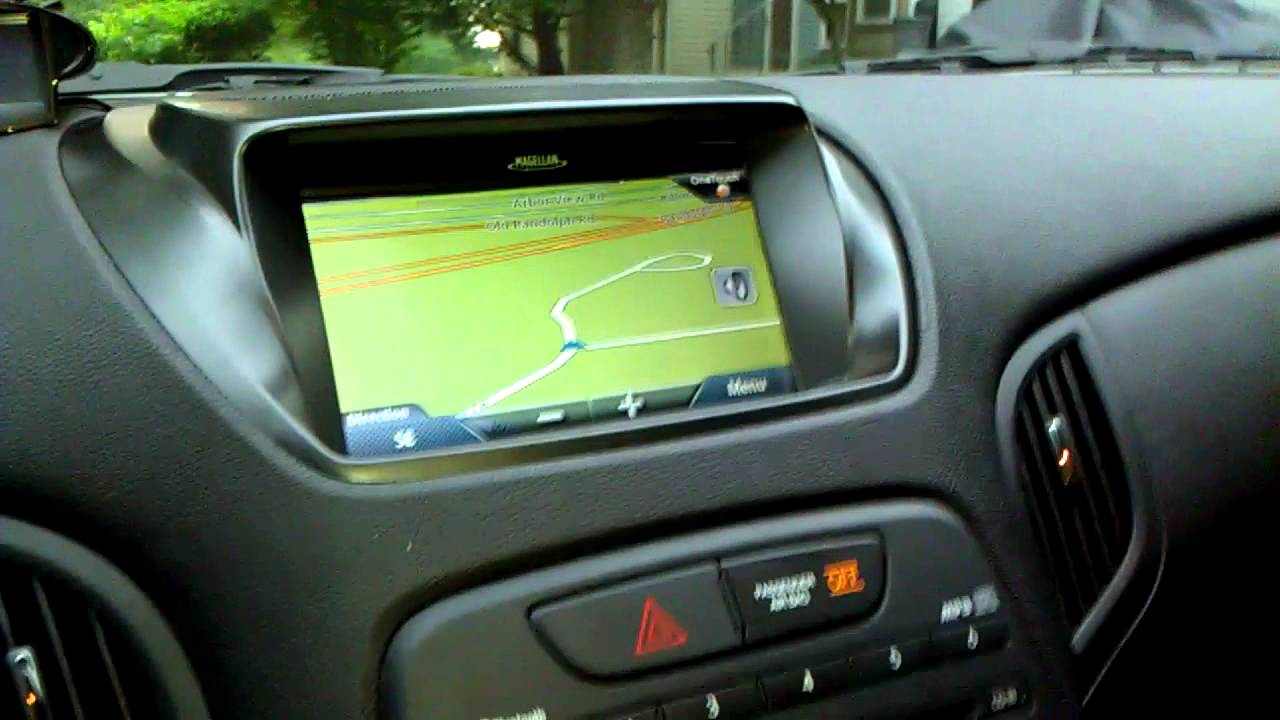Genesis Coupe Back up camera on Magellan GPS - YouTube