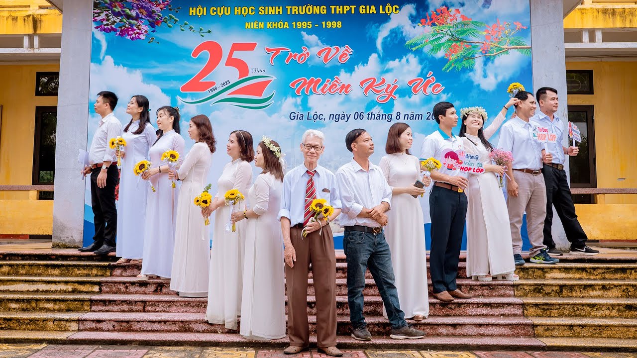 Lớp 12E THPT Gia Lộc 1995 - 1998 - YouTube