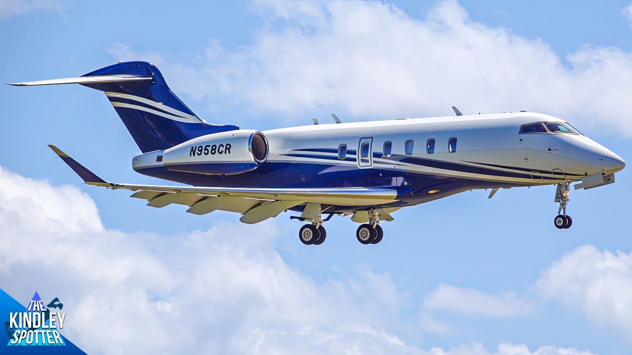 (4K) Beautiful CLOSE-UP Private & Business Jet Planespotting in Bermuda ...