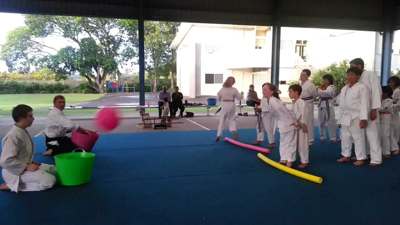 Aikido Kids Game: Baskets Game - YouTube