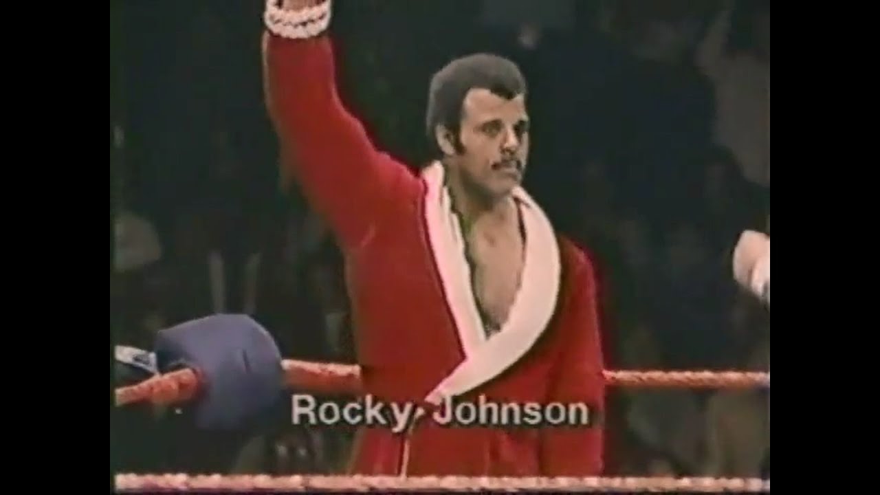 Rocky Johnson vs Johnny Rodz Championship Wrestling Feb 5th, 1983 - YouTube