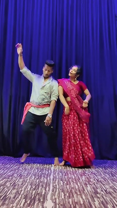 Maroon Color SaDIYA I BHOJPURI REEL I DURGESH GUPTA #dance - YouTube