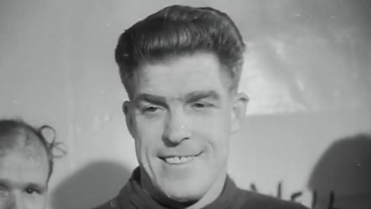 The story of Sam Bartram at Charlton Athletic - YouTube
