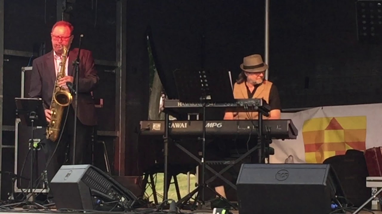 Robert & Band Teaser - YouTube