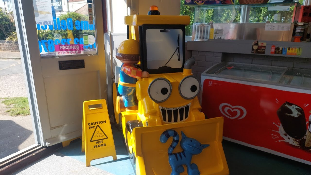 2000s Jolly Roger Video Option Scoop Kiddie Ride - YouTube