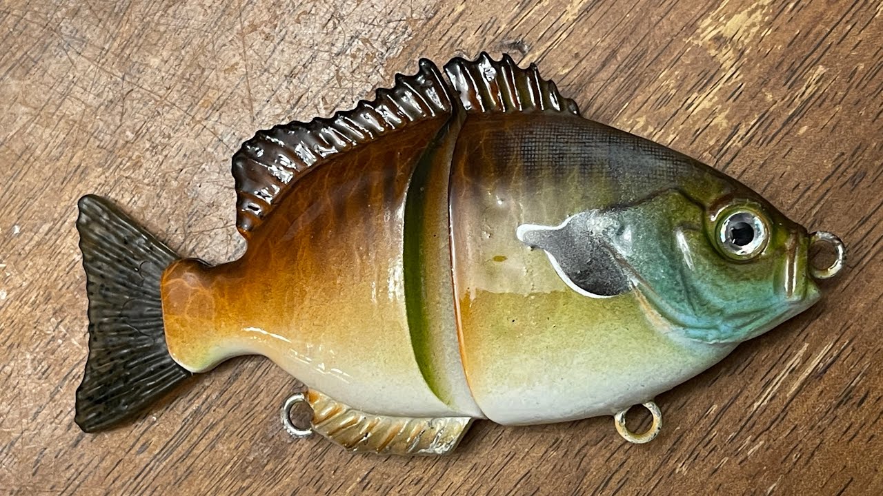This may be the best bluegill I ever painted. Airbrushing lures - YouTube