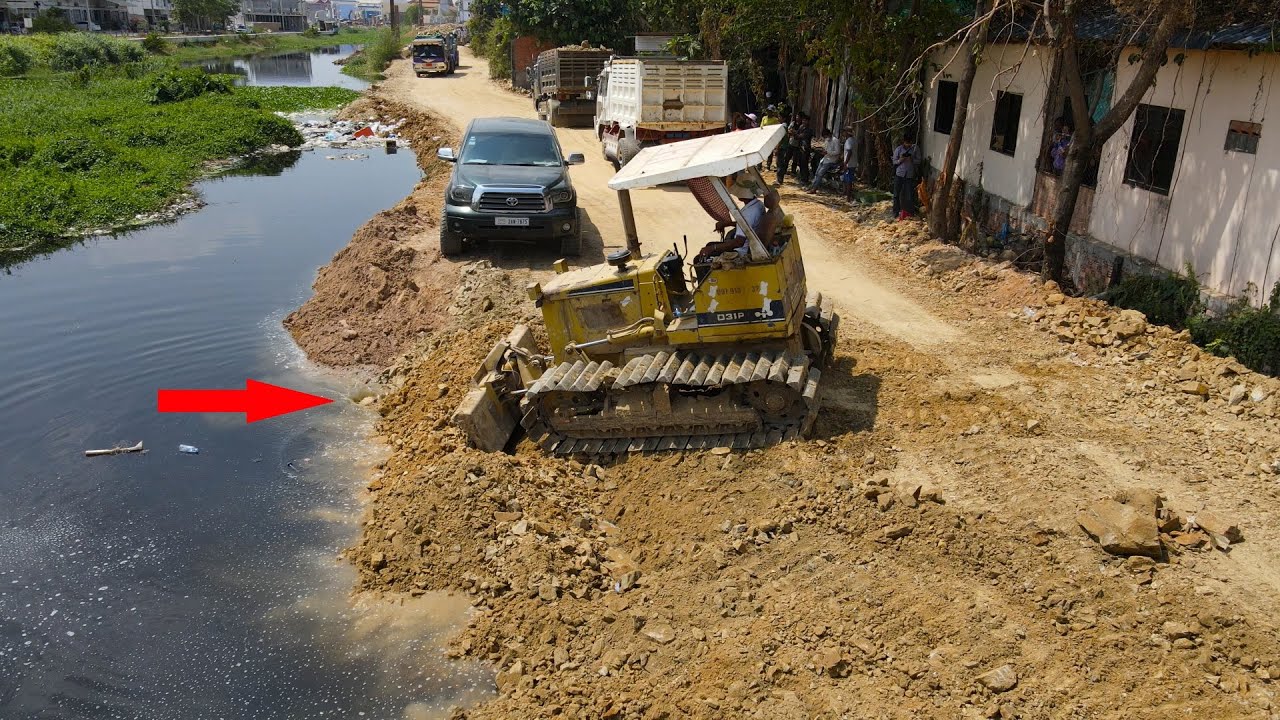Really Excellent! Skills Operator Bulldozer Pushing Stone Build New ...